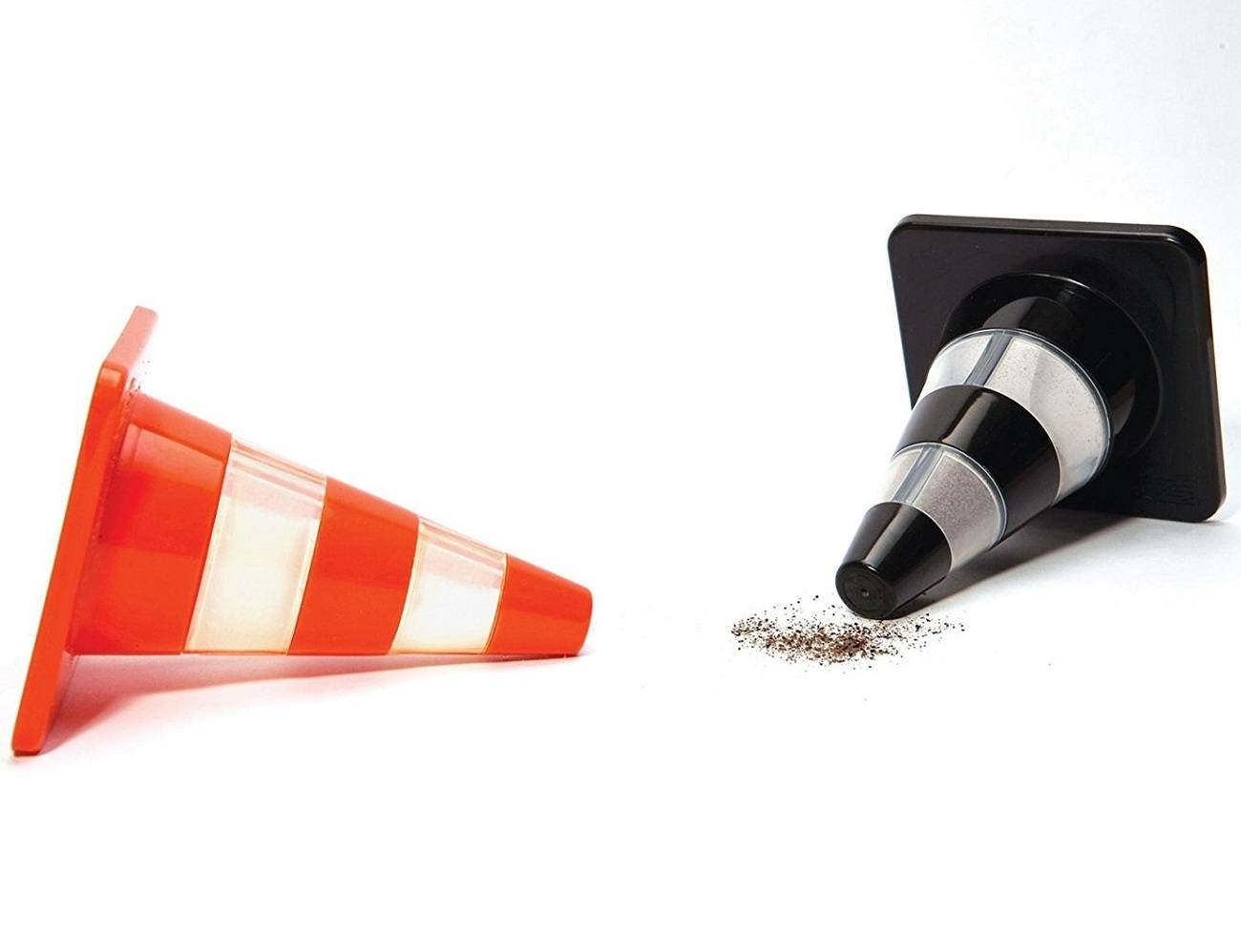 Salt & Pepper Cones - In Classic Cone Shape | Key Features, Price ...