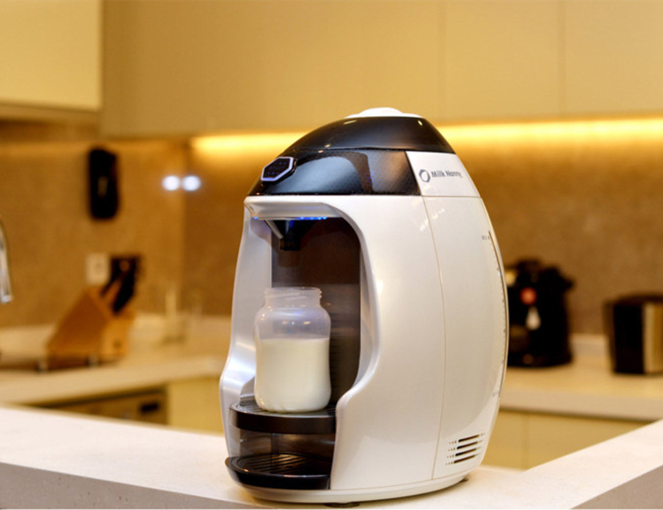 Milk Nanny: The World's First Smart Home Formula Milk Maker | Key ...