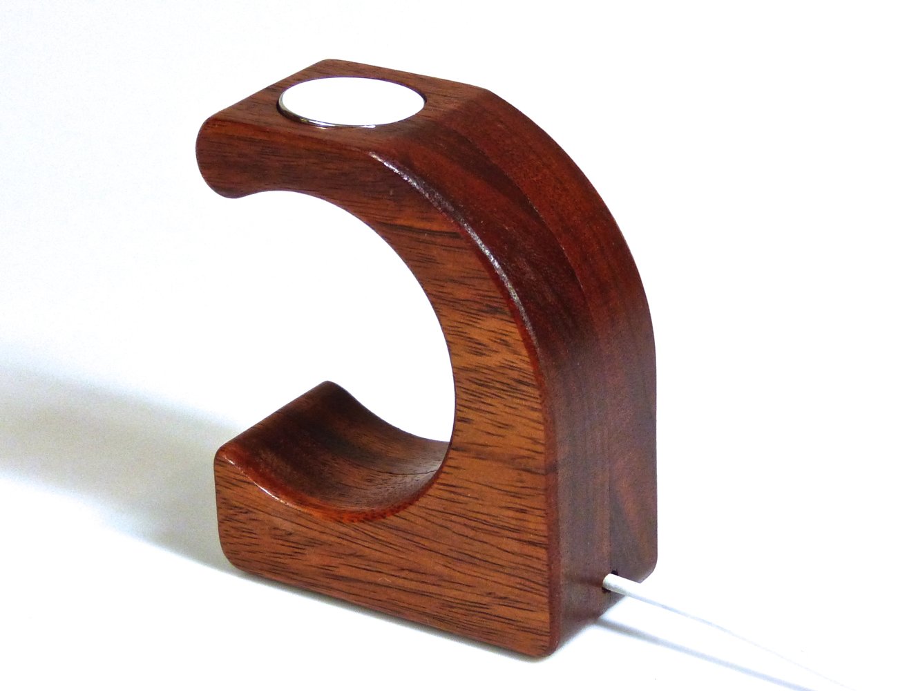 The WAVE Apple Watch Charging Stand | Key Features, Price & Alternatives