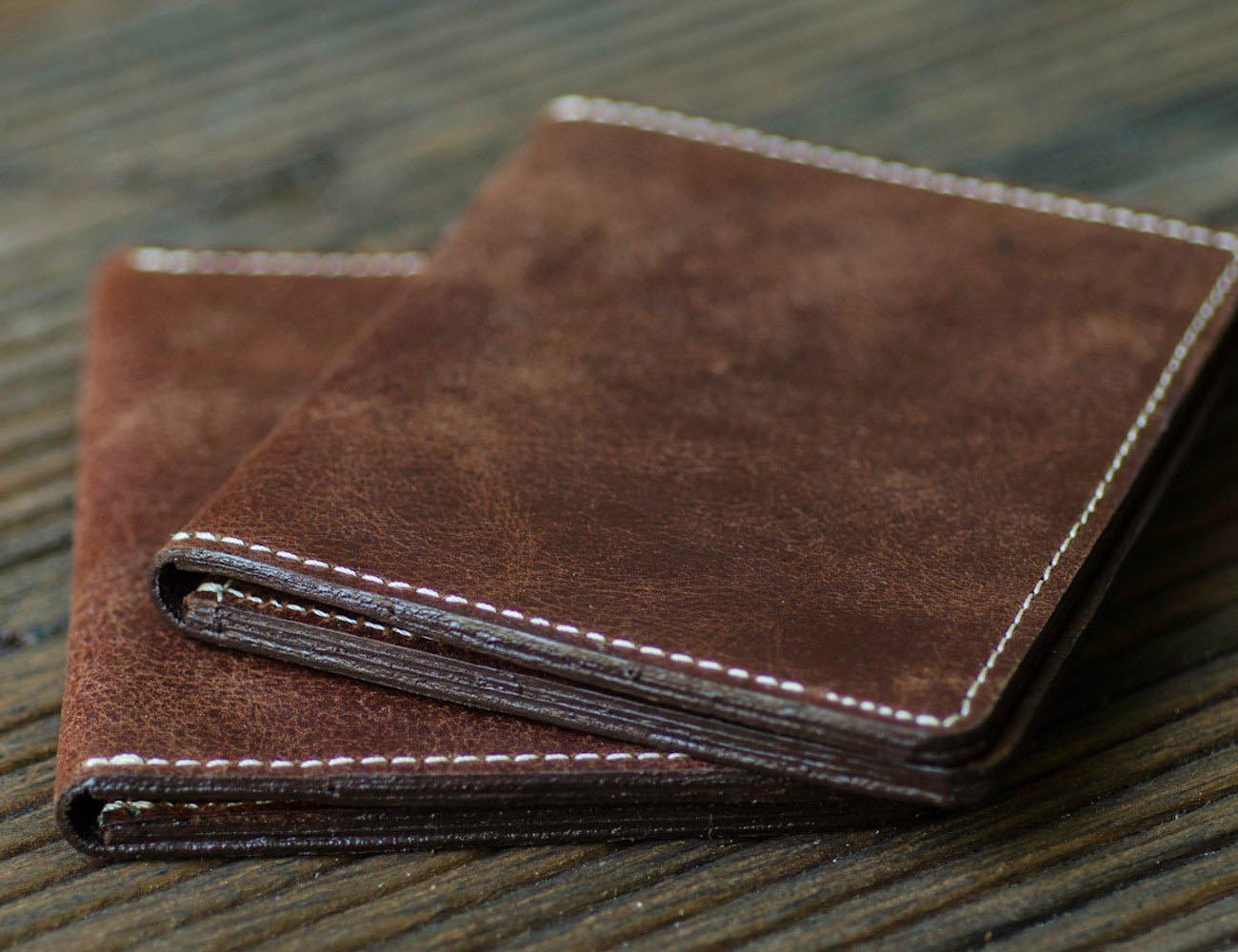 The Single Bi-Fold Wallet | Key Features, Price & Alternatives