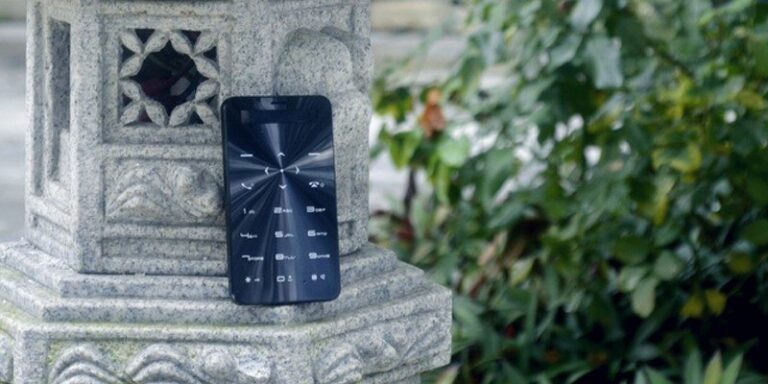 Janus One Phone is a Marvelous Design With Up To 3 Months of Stand-by ...