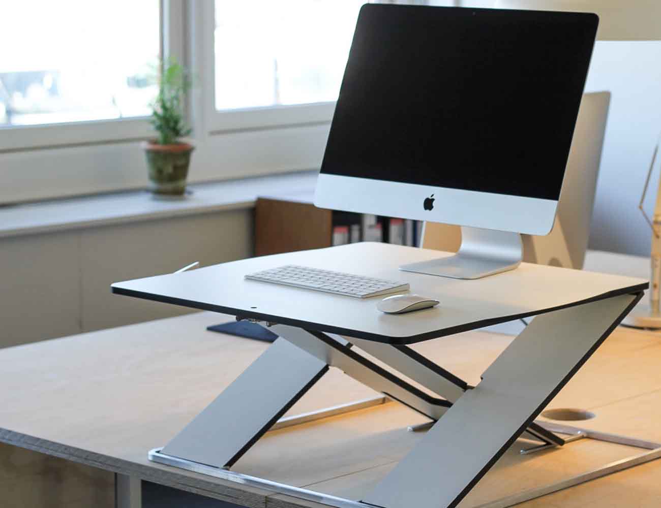 OPLØFT Height Adjustable Desk | Key Features, Price & Alternatives