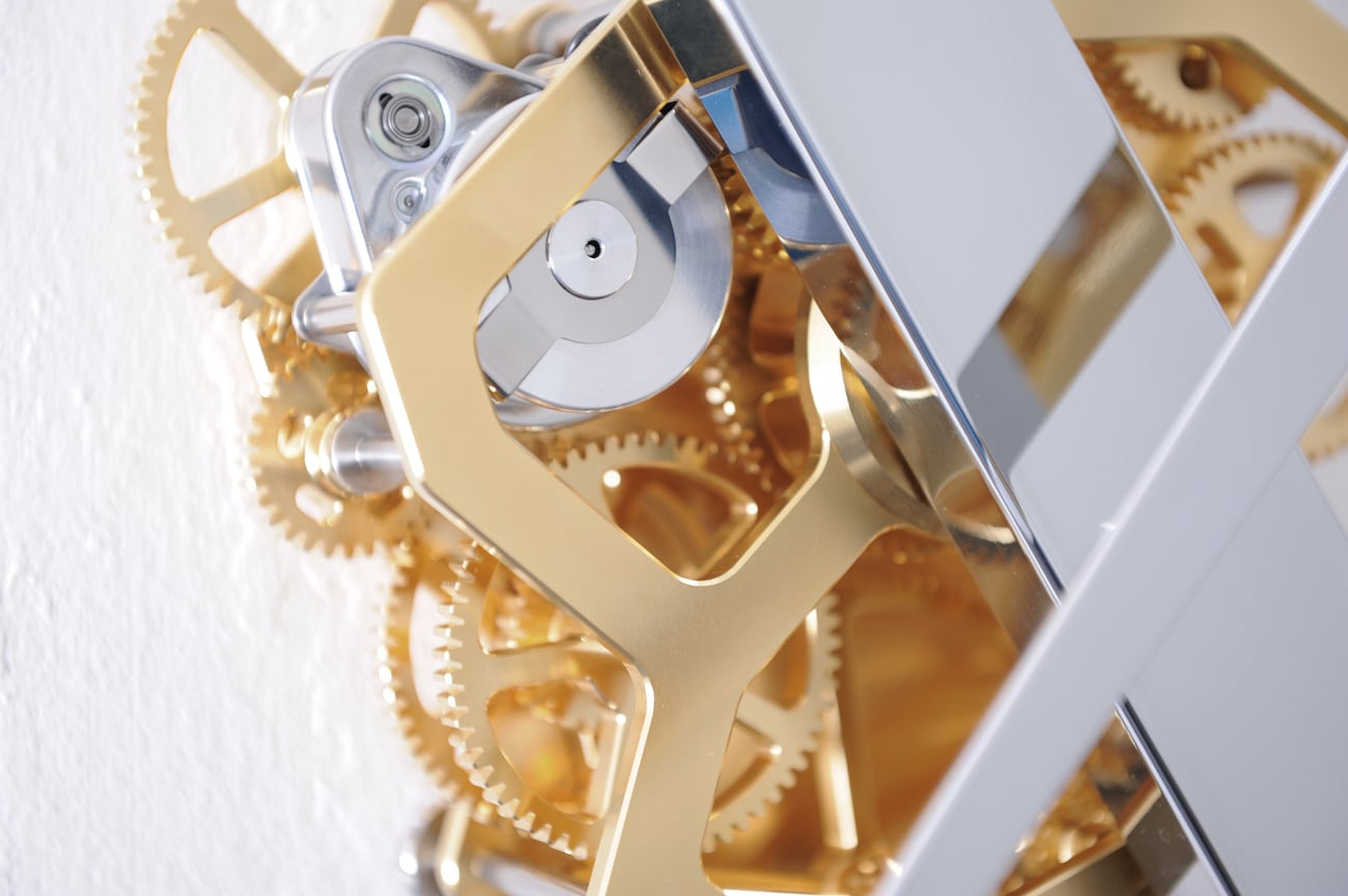 Sander Mulder Continue Time Gold Clock | Key Features, Price & Alternatives
