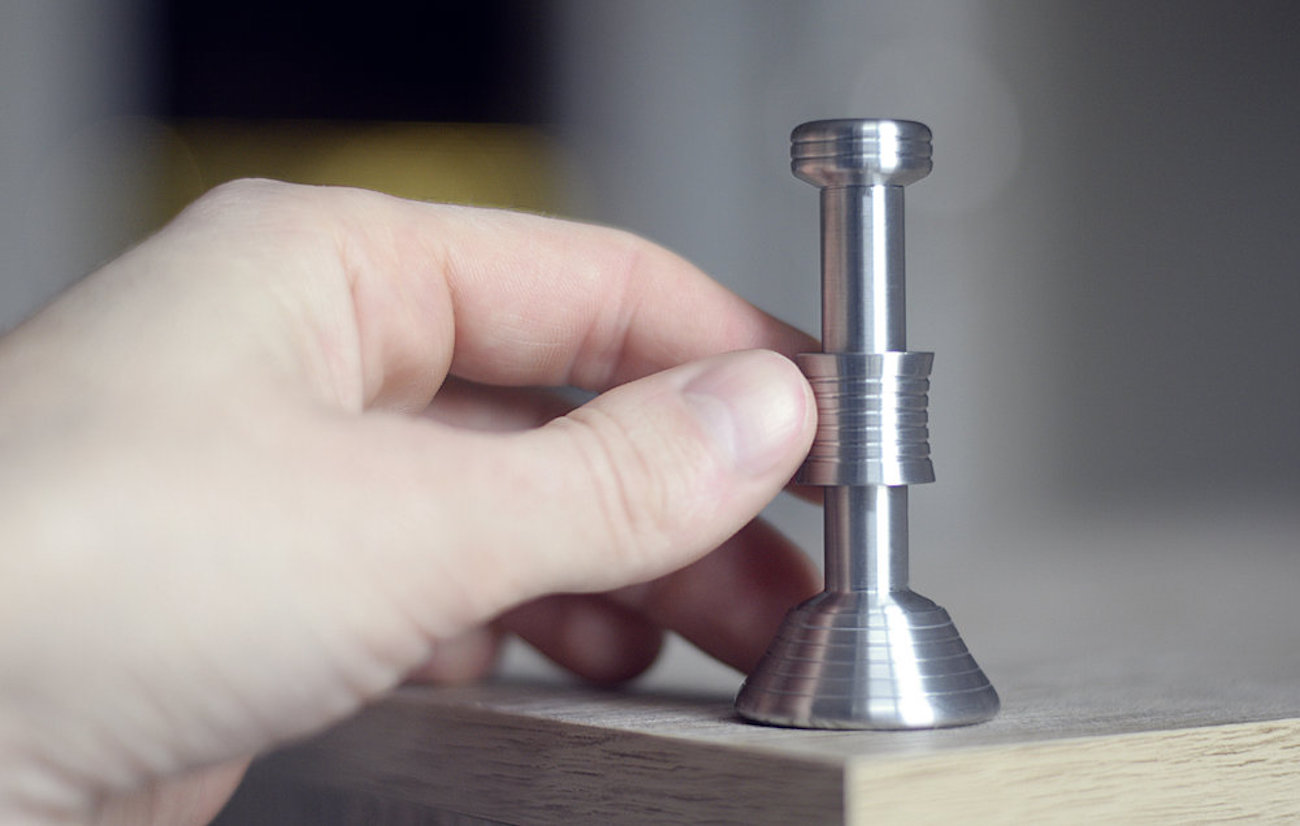 Moondrop Gravity Defying Fidget Desk Toy » Gadget Flow