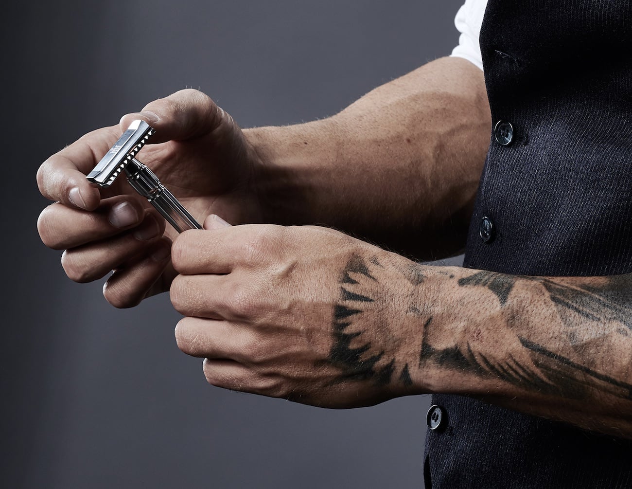 Raw Shaving RS-10 Clear Cut Safety Razor | Key Features, Price ...