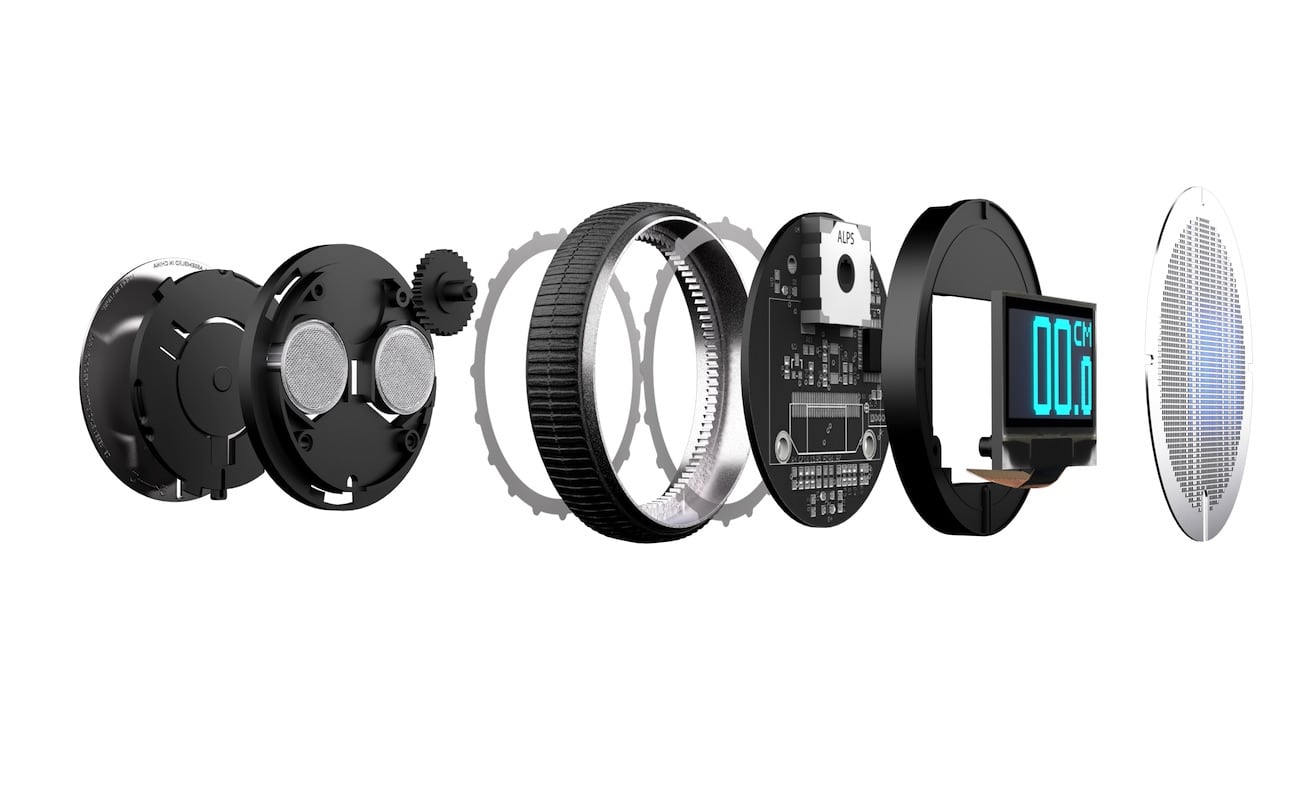 This Digital Rolling Ruler Measures Accurately as It Turns