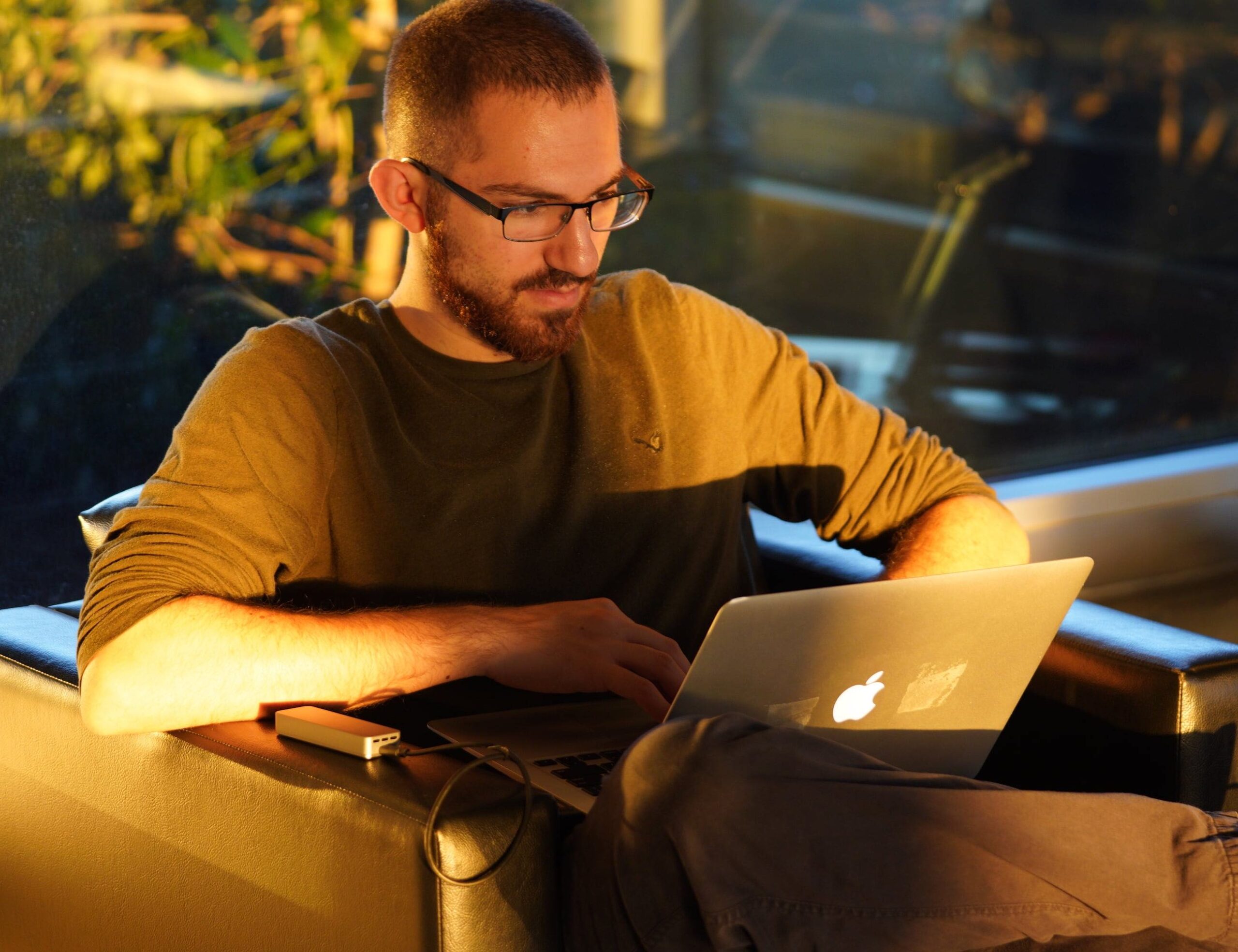 Fledging Shell Portable NVME SSD | Key Features, Price & Alternatives