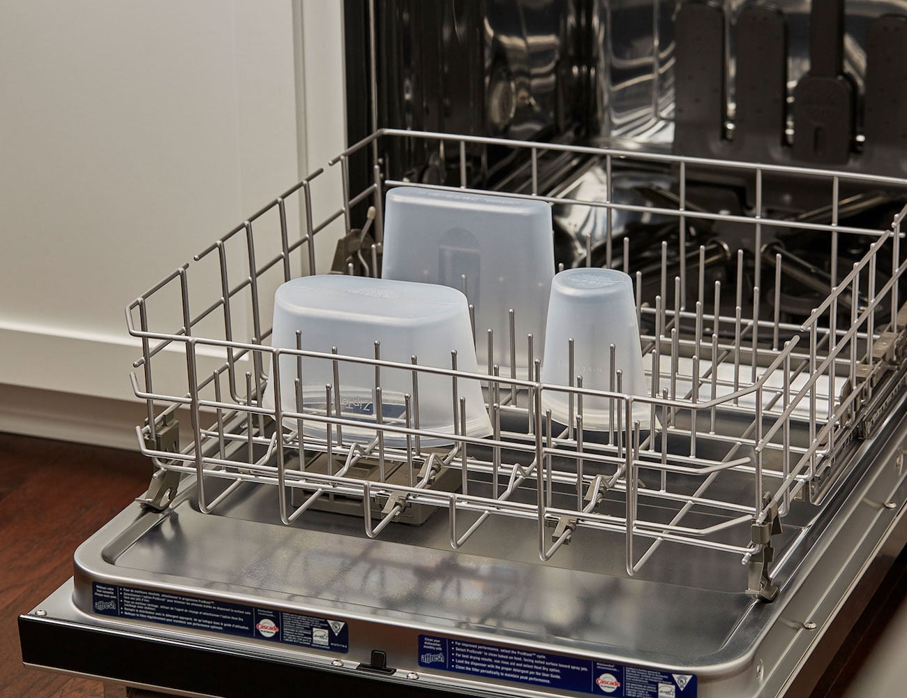 Zip Top Reusable Silicone Containers | Key Features, Price & Alternatives