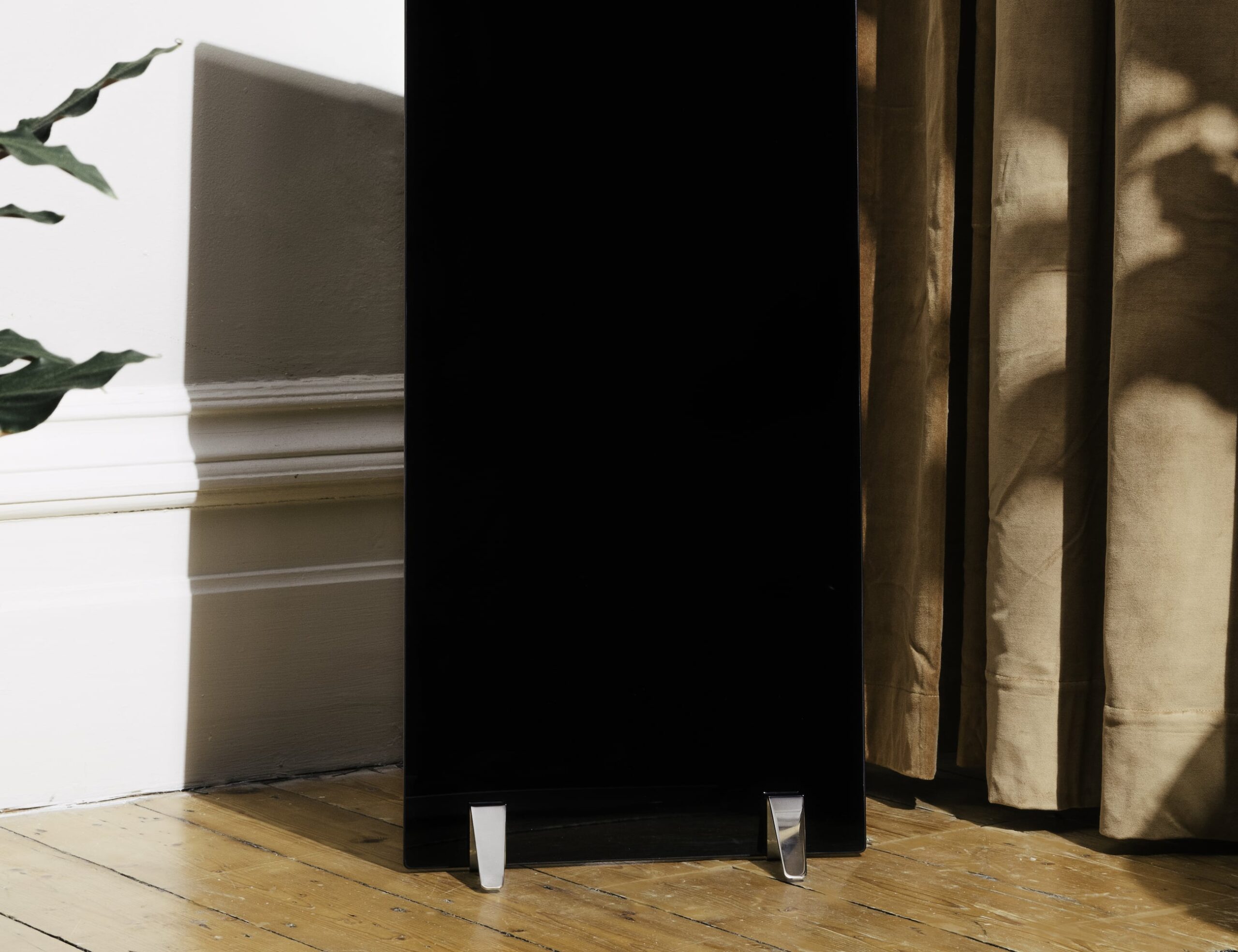 SOLUS Efficient Home Heating Radiator » Gadget Flow