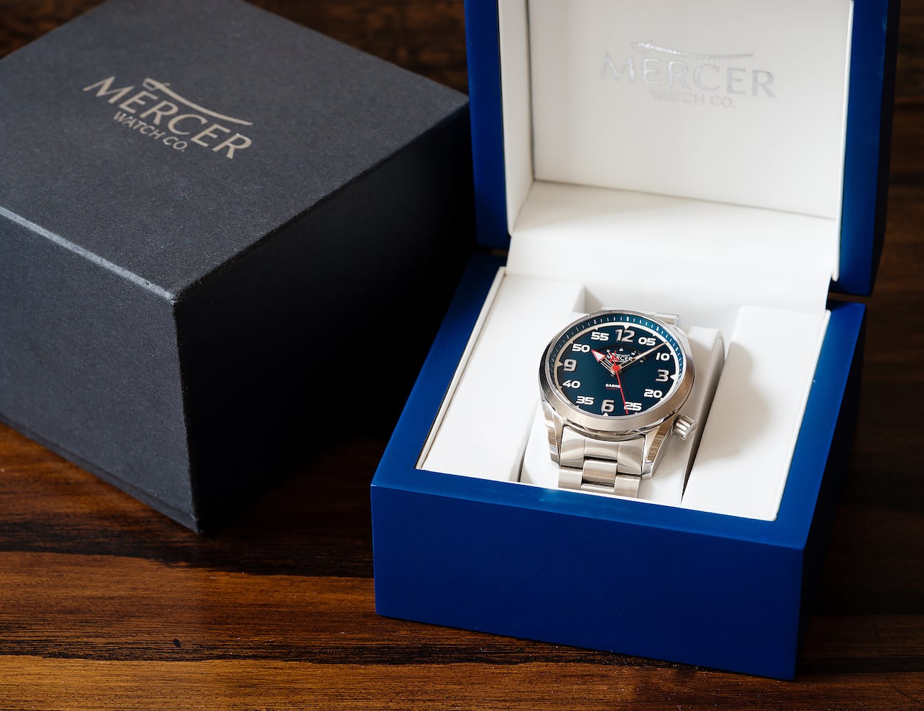 Sabre Automatic Sports Watch | Key Features, Price & Alternatives