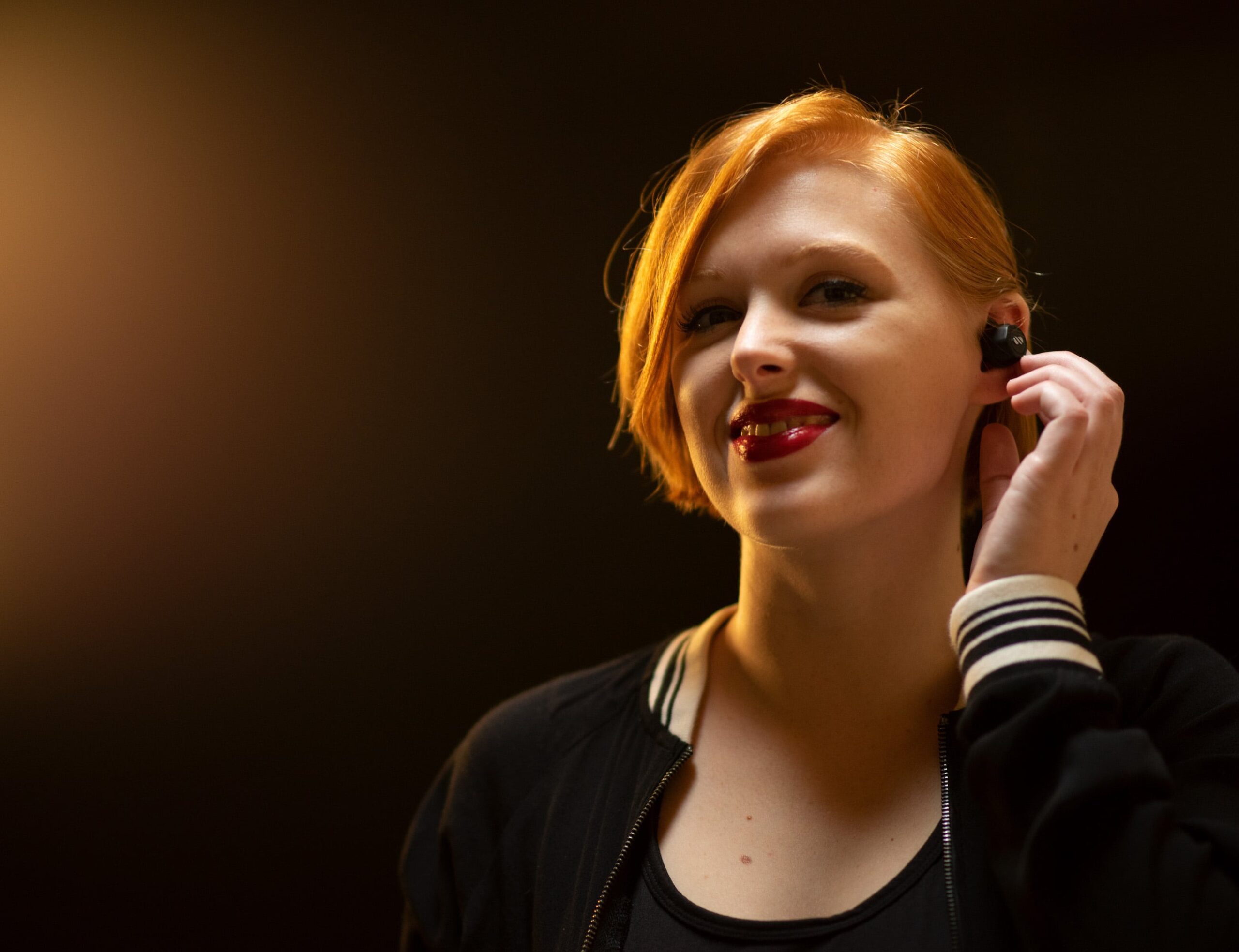 These true wireless earbuds adapt to your every need