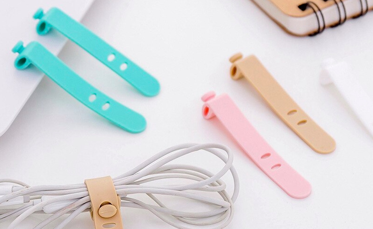 Keep Your Cables Organized with This Flexible Cable Tidy
