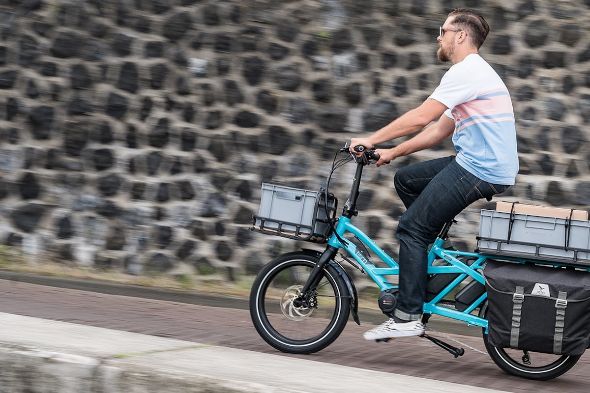 Ditch Your Car with This Compact Electric Cargo Bike