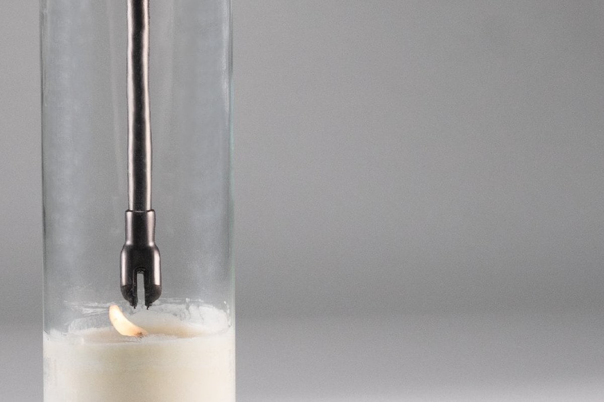 This Rechargeable Lighter Offers More Than 100 Lights