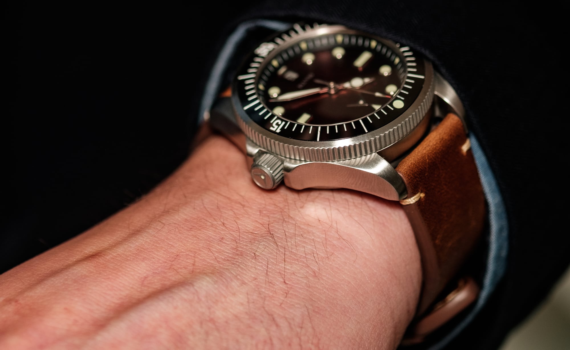 A Retro-Inspired Dive Watch That Works at 500 Meters