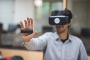 9 Gesture Control Devices that Will Blow Your Mind