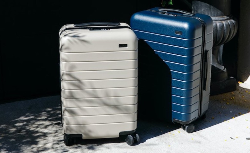 These Smart Travel Gadgets Elevate Your Winter Vacation Travel