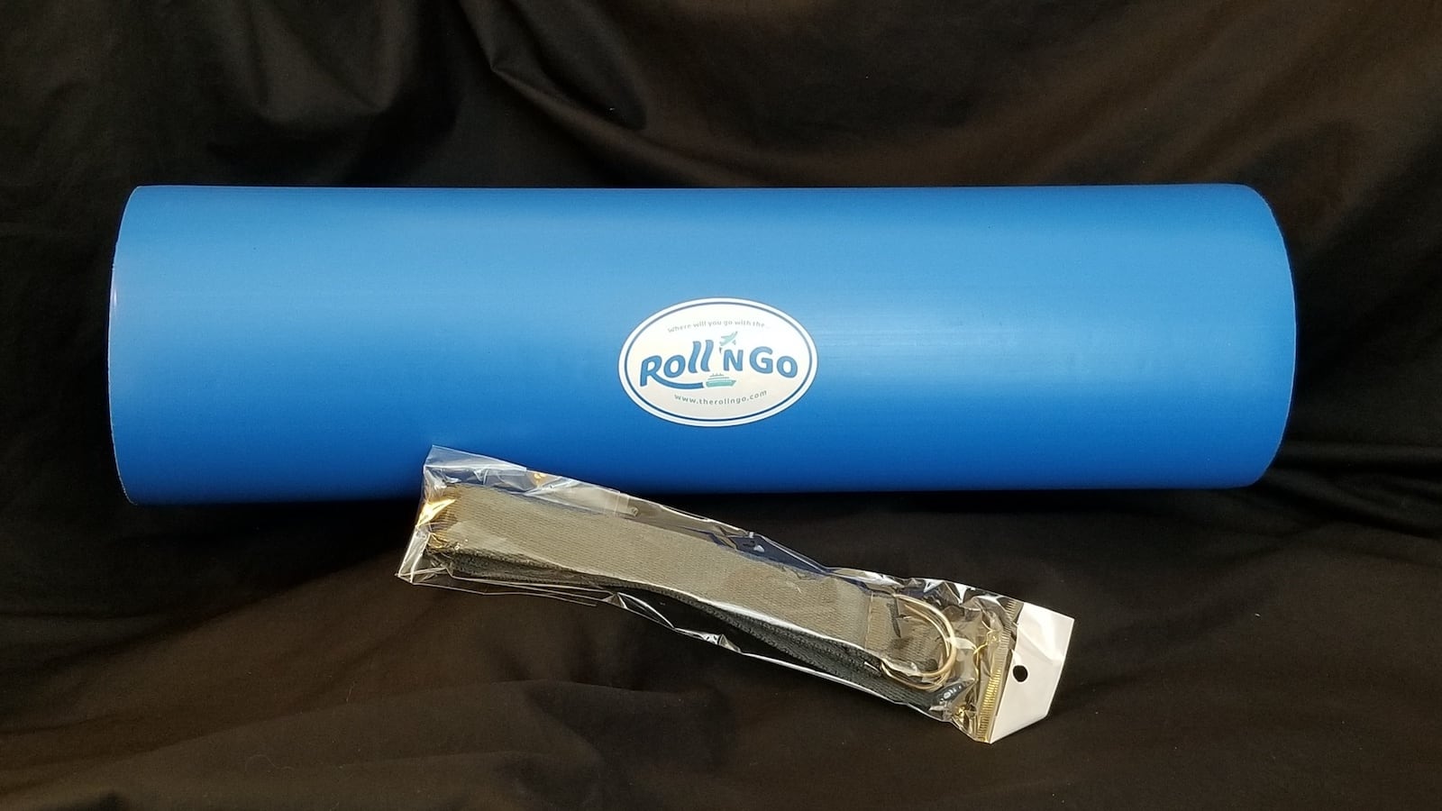 ROLL 'N GO Packing Tube Travel Accessory Reduces Wrinkles