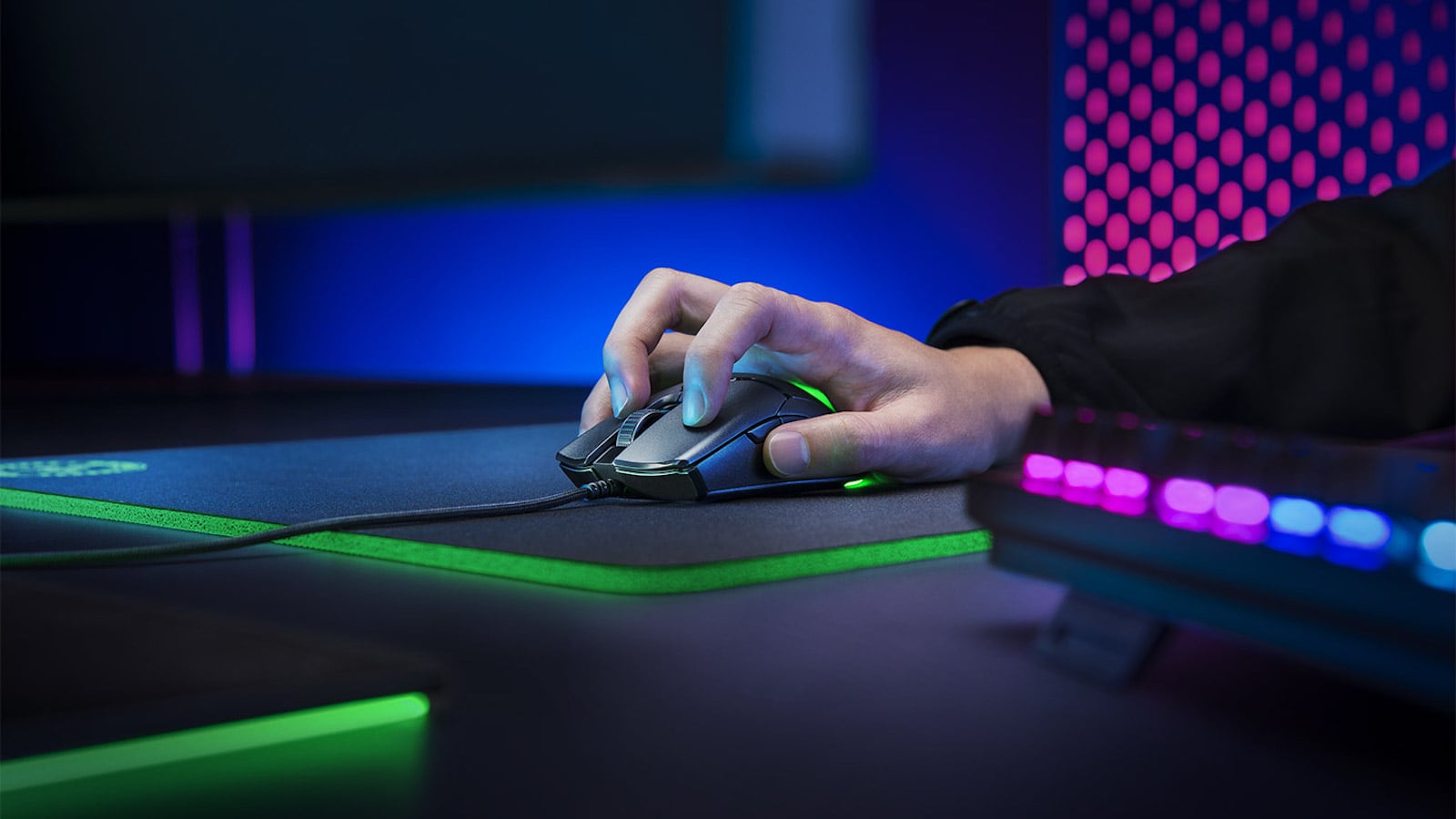 This Ultra-Fast Gaming Mouse Has a 0.2 ms Response Time