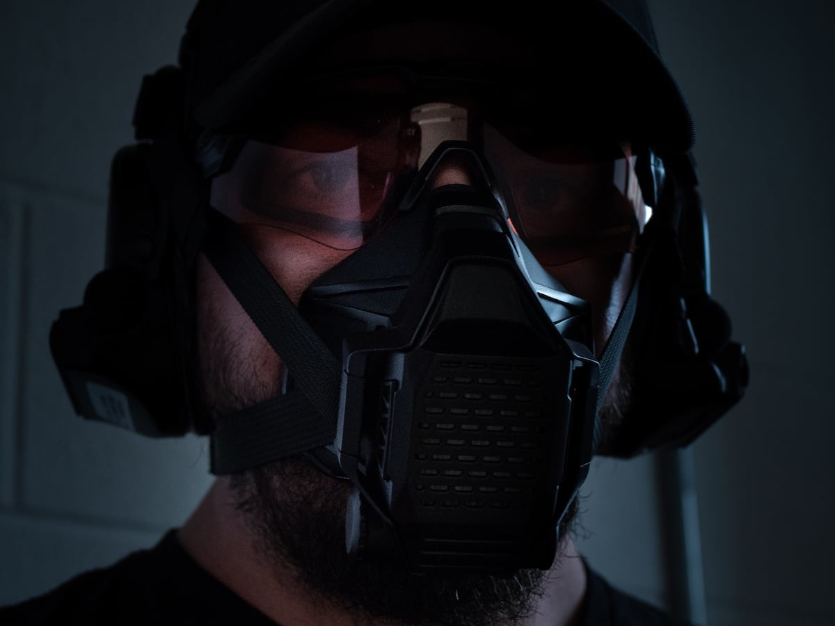 This Tactical Respirator Won't Leave Any Training Scars