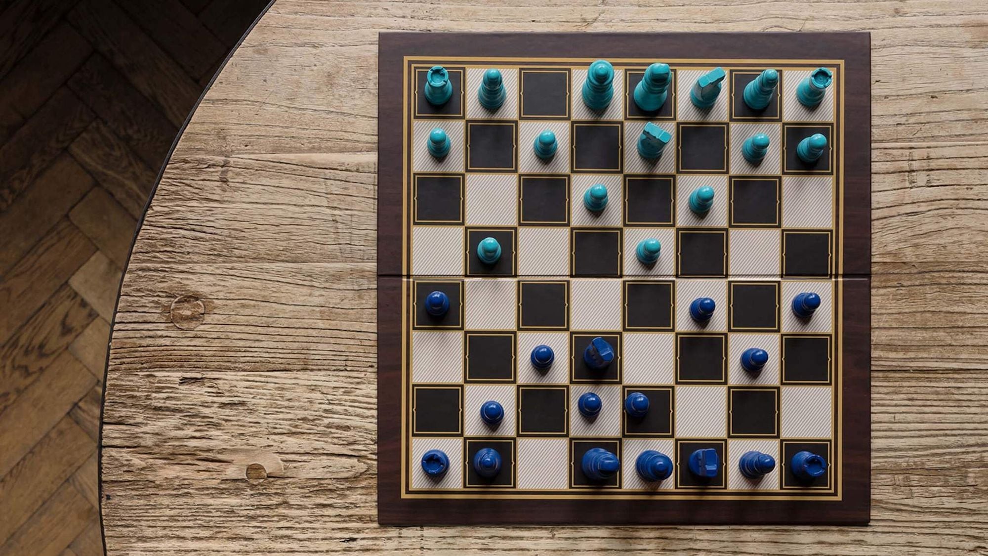 This Checkers Game Set Also Lets You Play Chess