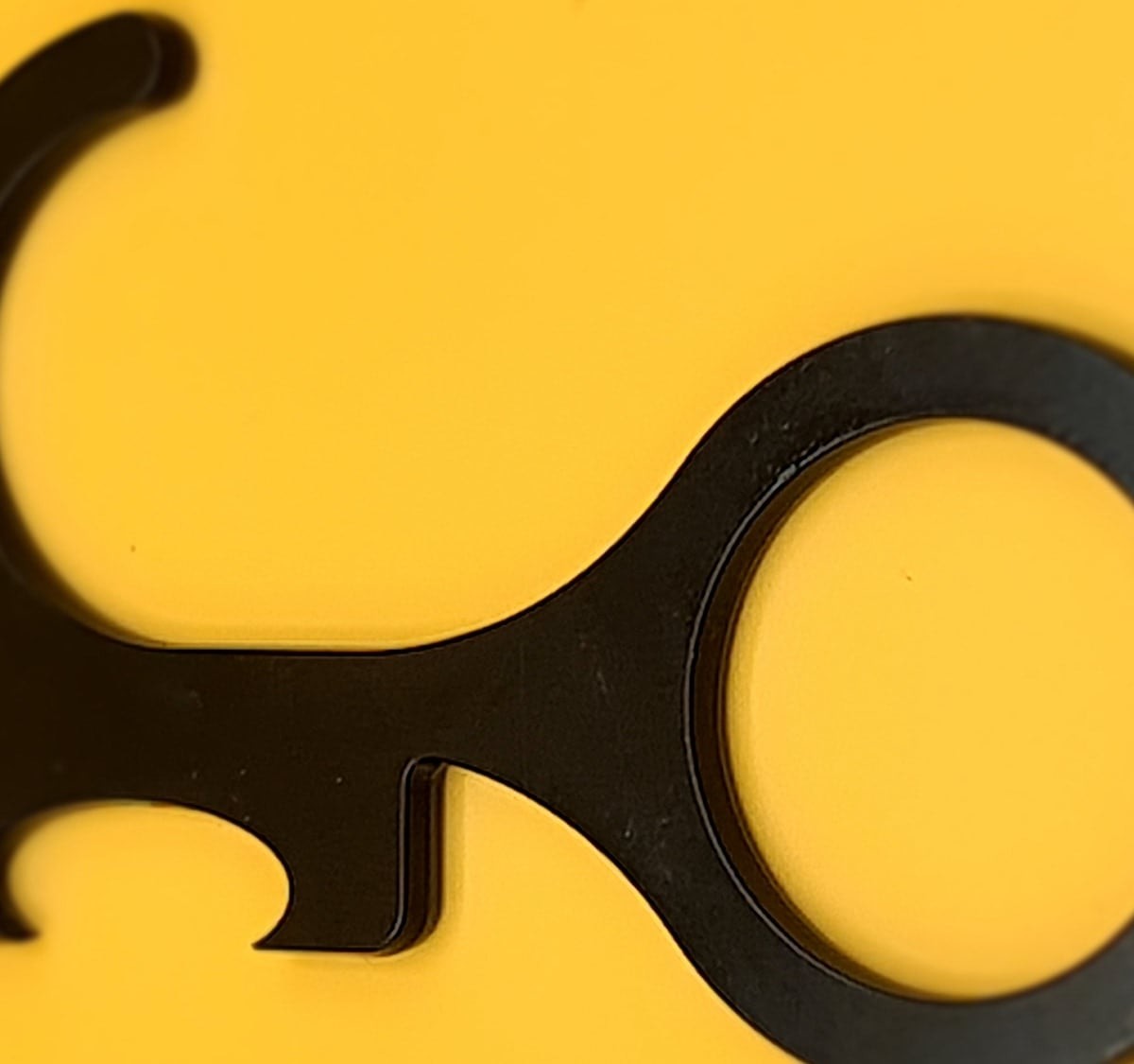 This Antimicrobial Key Is Made of Zinc to Clean Itself