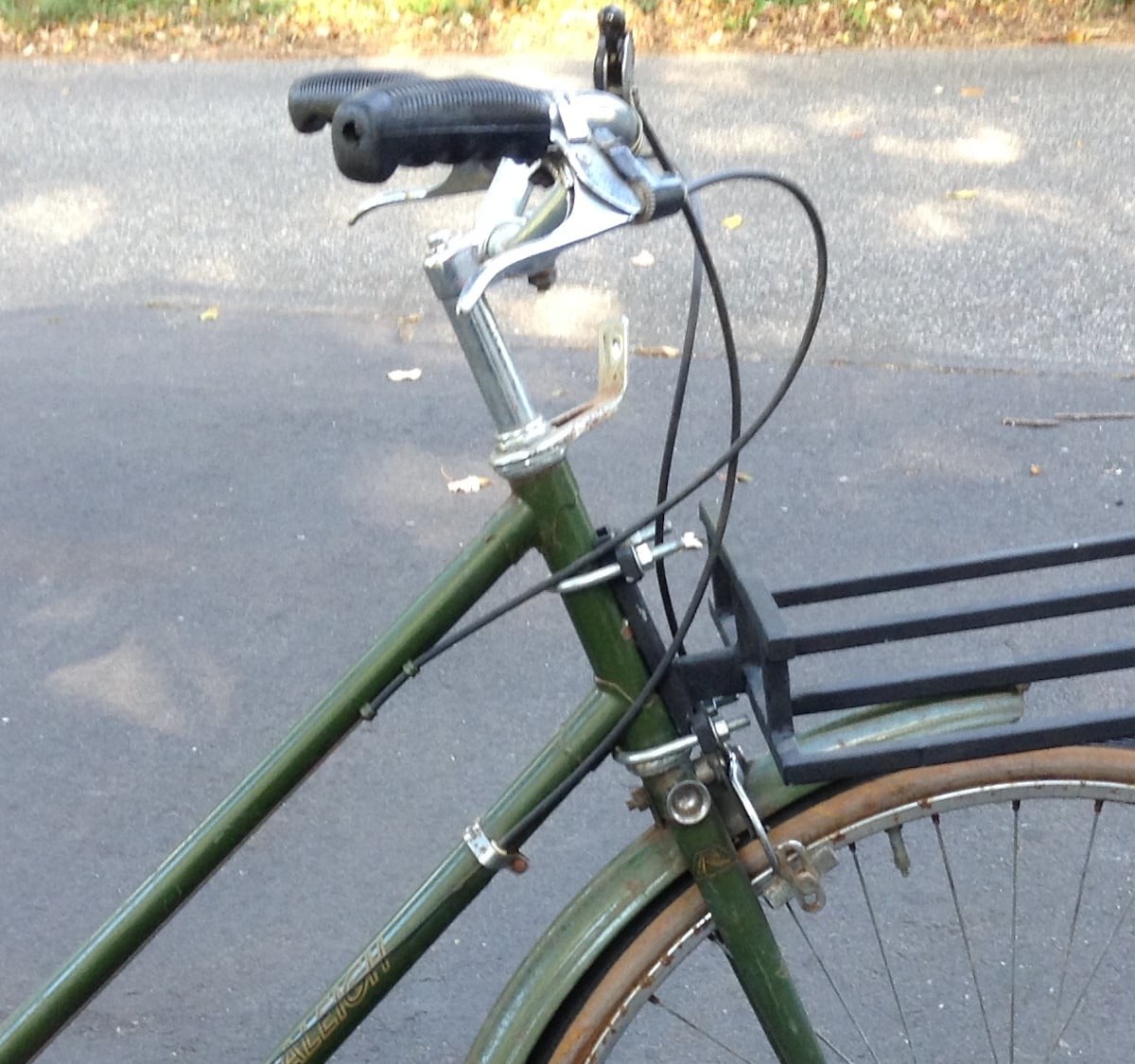This Strong Bicycle Rack Is Made of Half-Inch Steel Tubes
