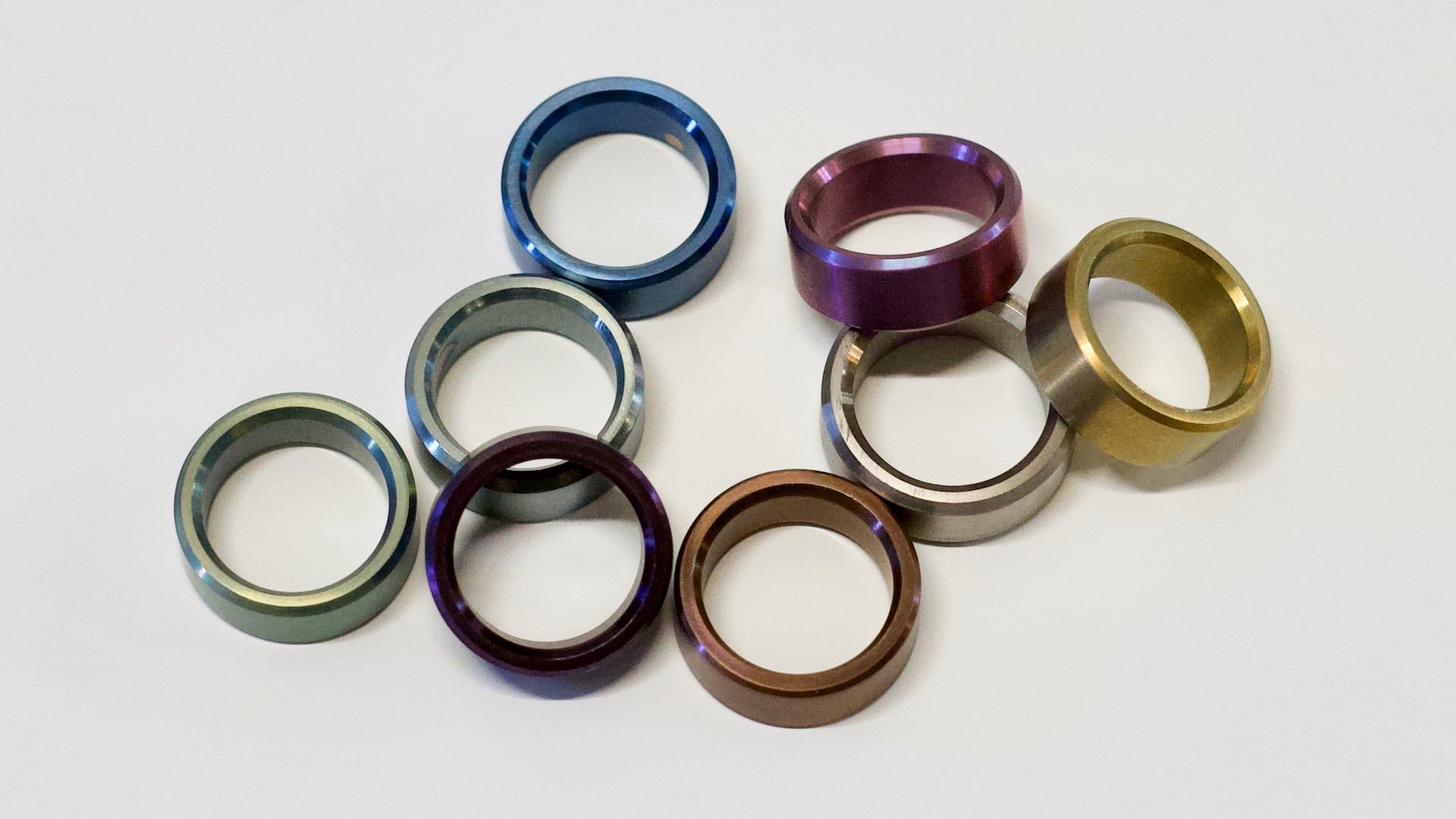 Oracle colorful titanium rings are simple but so unique | Key Features ...