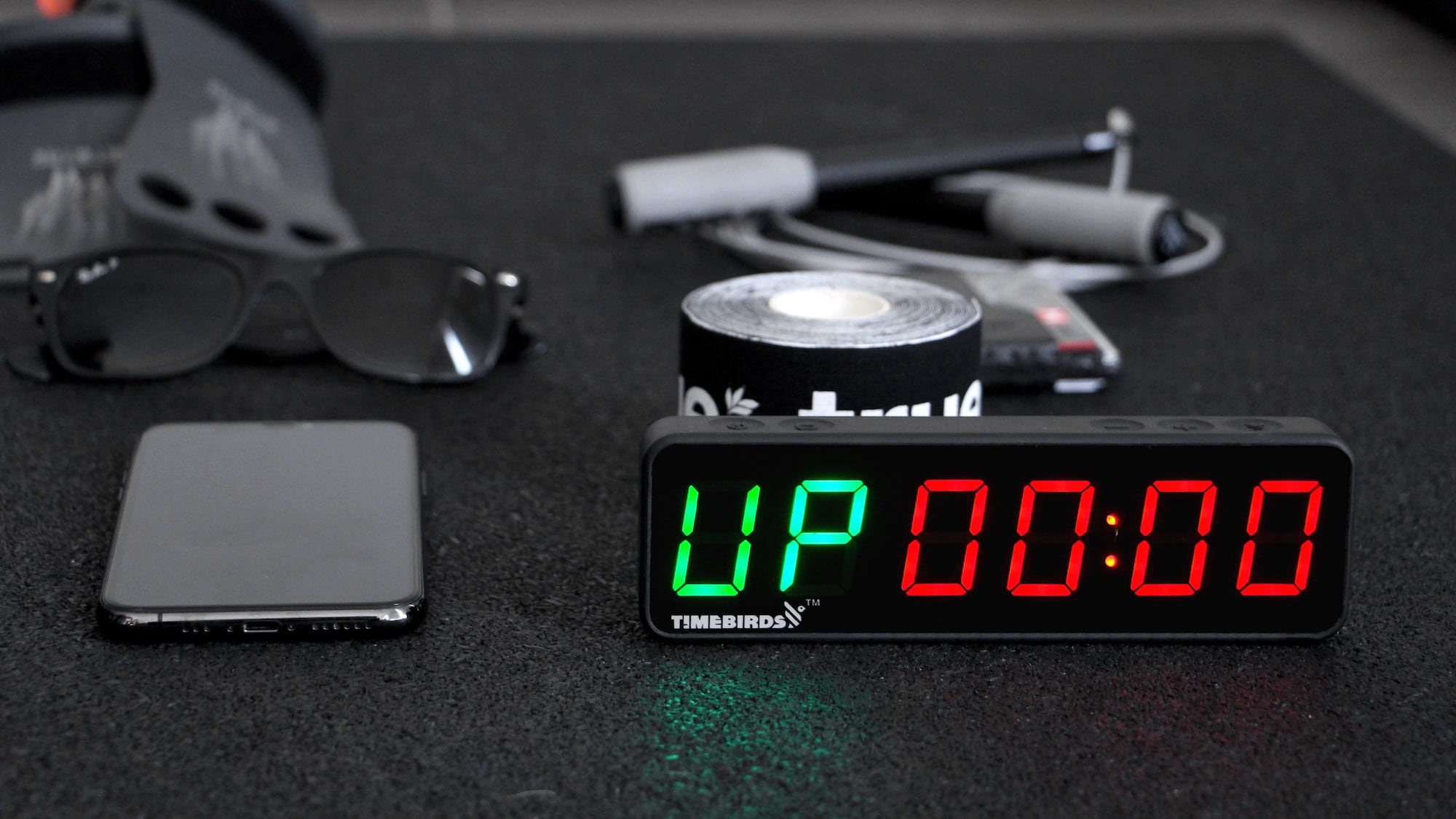 Timebirds portable workout timer fits in your pocket and sticks to ...