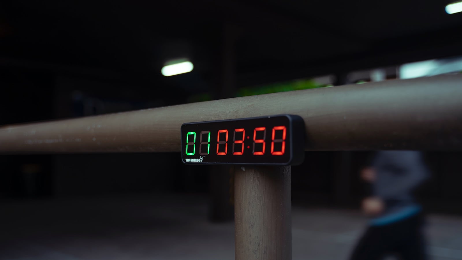 Timebirds portable workout timer fits in your pocket and sticks to ...