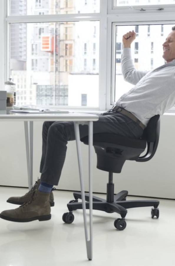 This revolutionary desk chair keeps you active and healthy » Gadget Flow