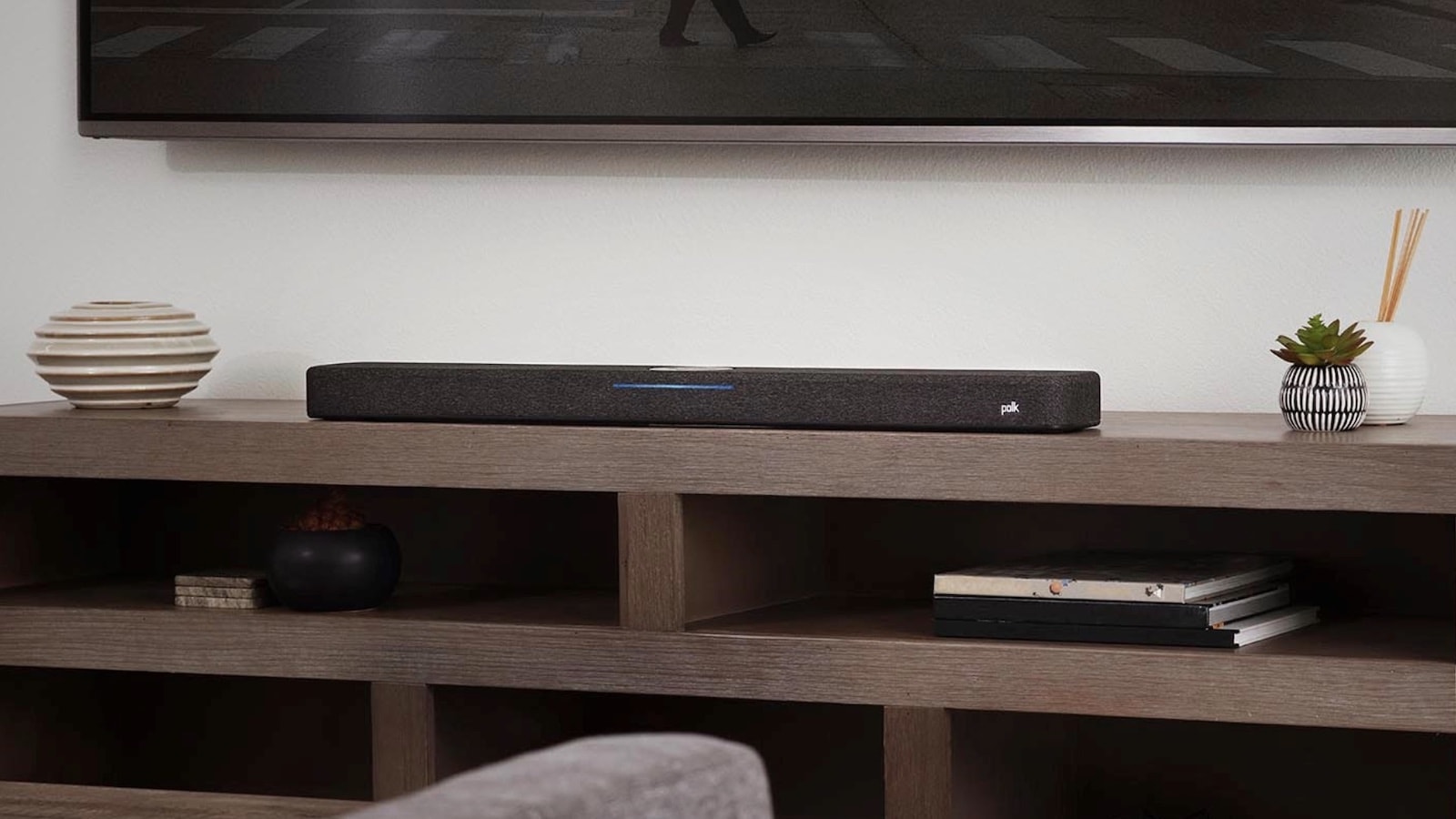 Polk Audio React home theater soundbar has built-in Amazon Alexa | Key ...