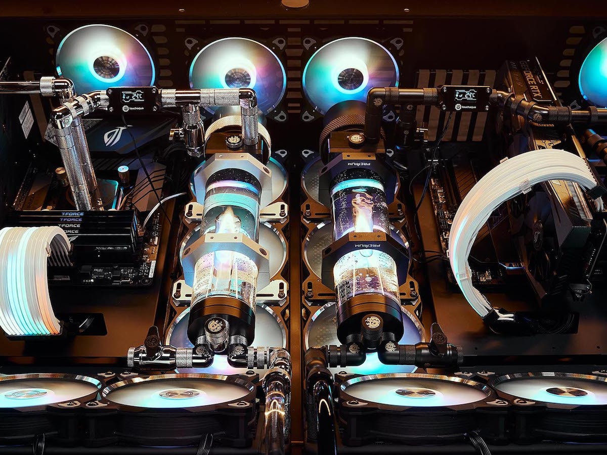 Lian Li DK-05F & DK-04F gaming desks allow you to gaze at the tech ...