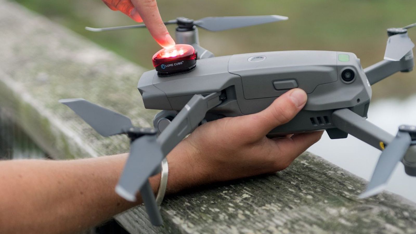 Lume Cube Strobe drone light helps you avoid collisions in the air ...