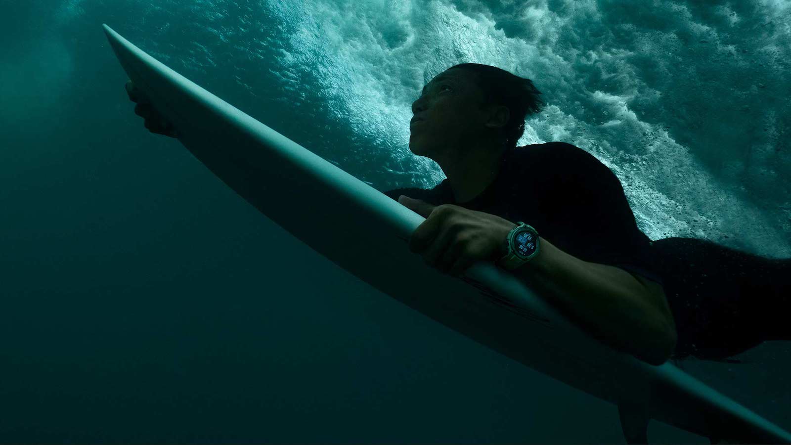 T-Rex Pro military watch supports over 100 different sports modes & has ...