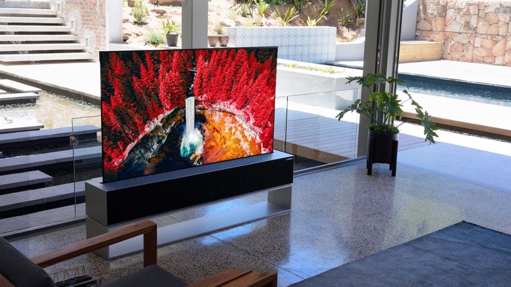 Review: LG’s rollable TV finally goes on sale—what’s in store?