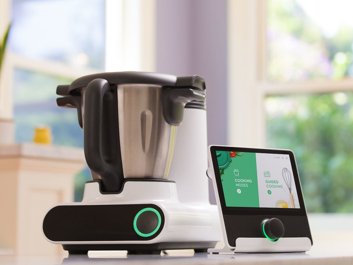 CookingPal Multo intelligent cooking system comes with all of its ...