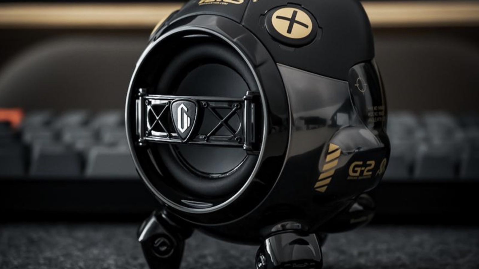 GravaStar Venus futuristic portable speaker has a unique design and a zinc alloy shell | Key ...