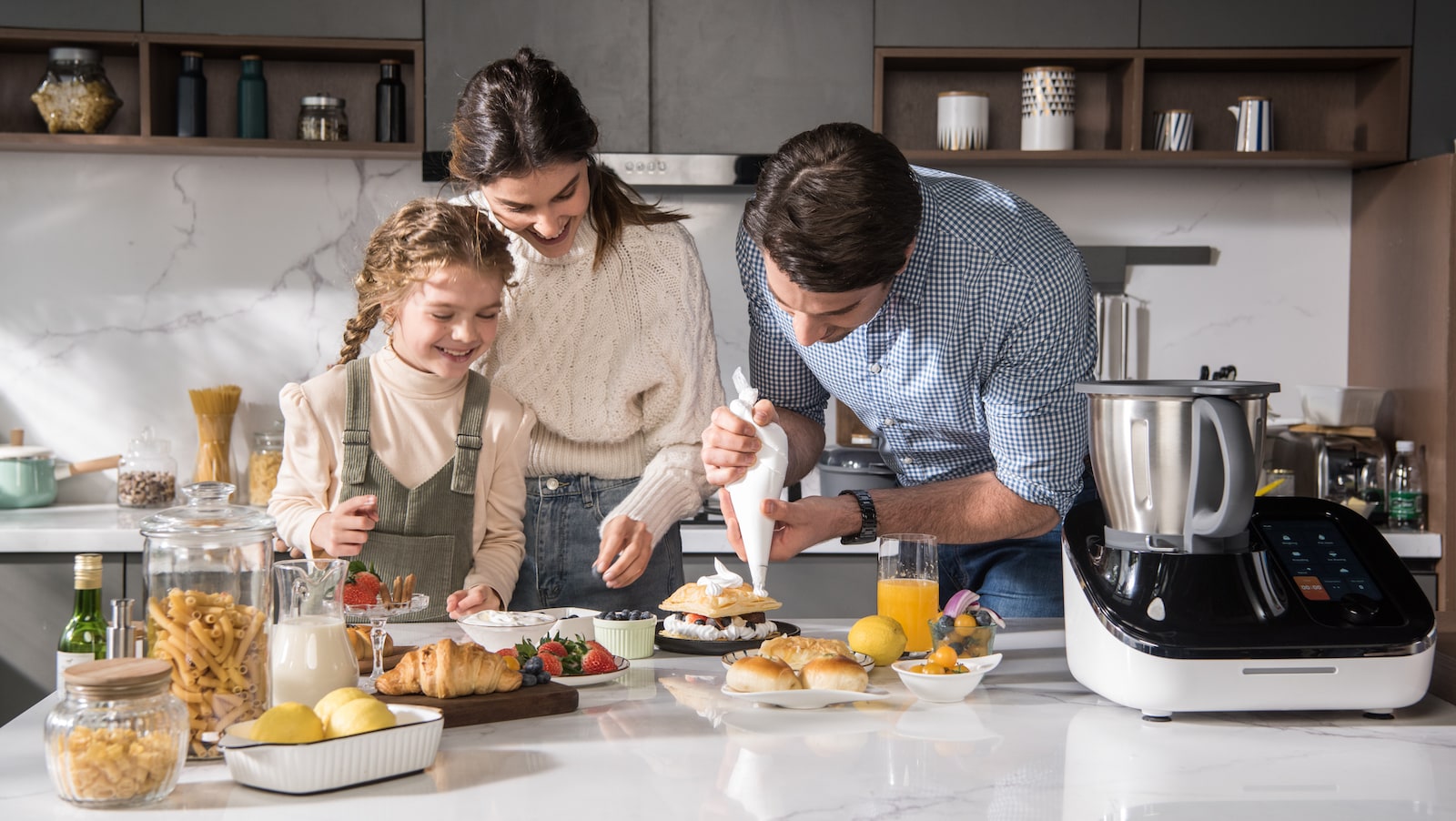 TOKIT Omni Cook smart kitchen appliance replaces 21 gadgets & has 15 ...