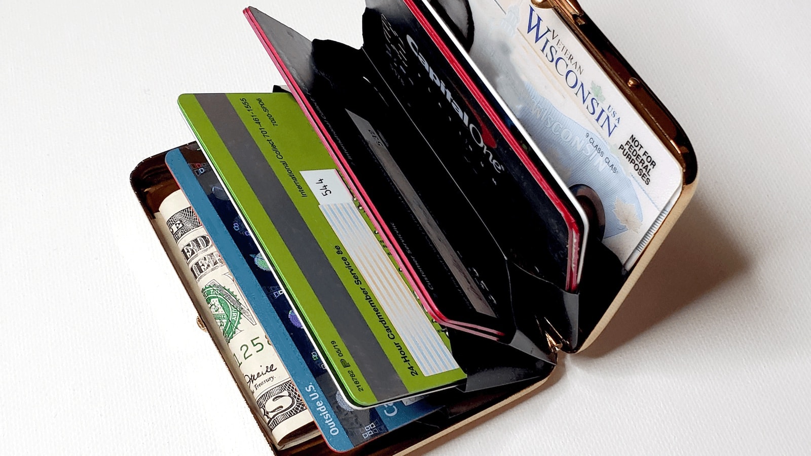 Copper Clean Wallet has a flashy look and self-sterilizing ...