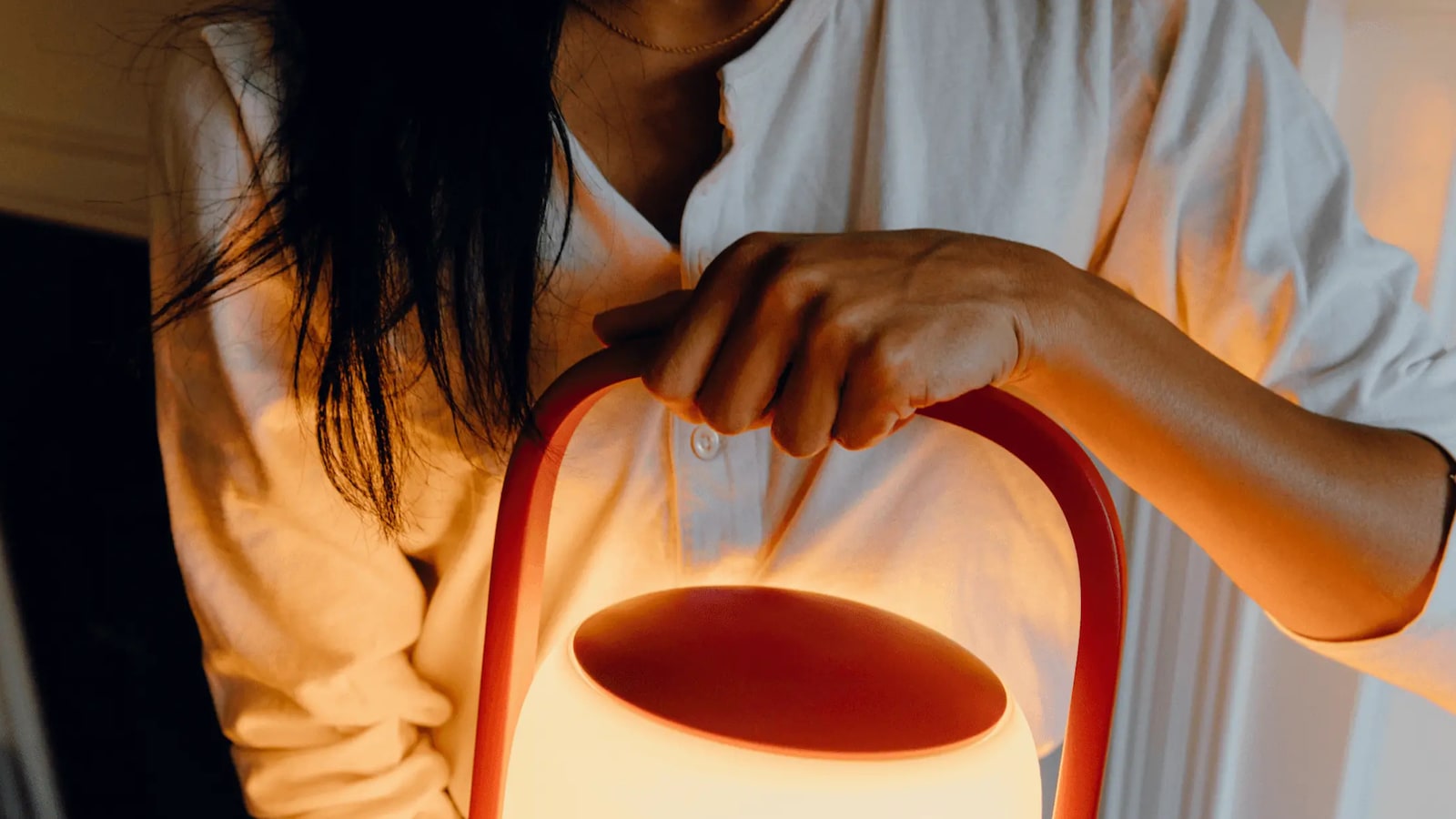 Gantri Kero nostalgic table lamp takes its inspiration from the classic ...