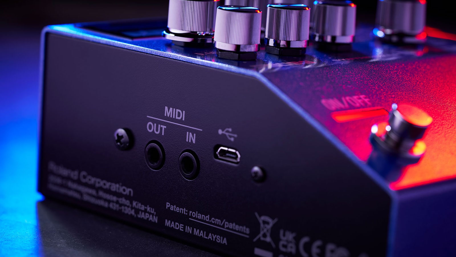 BOSS SY-200 music synthesizer offers analog-inspired polyphonic tones ...