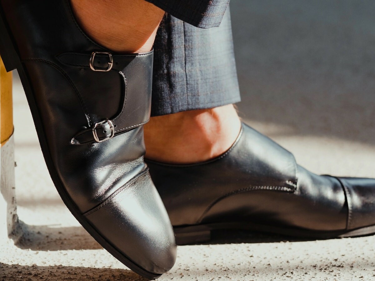 Free Form Shoes barefoot dress shoes have a minimalist design that ...