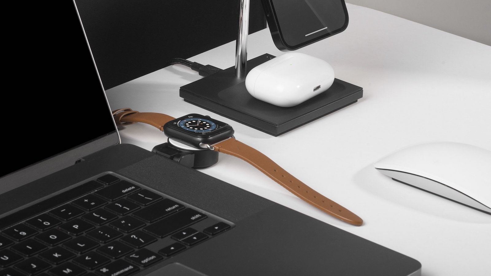 Native Union Apple Watch Puck charges up to 5 watts and includes a ...