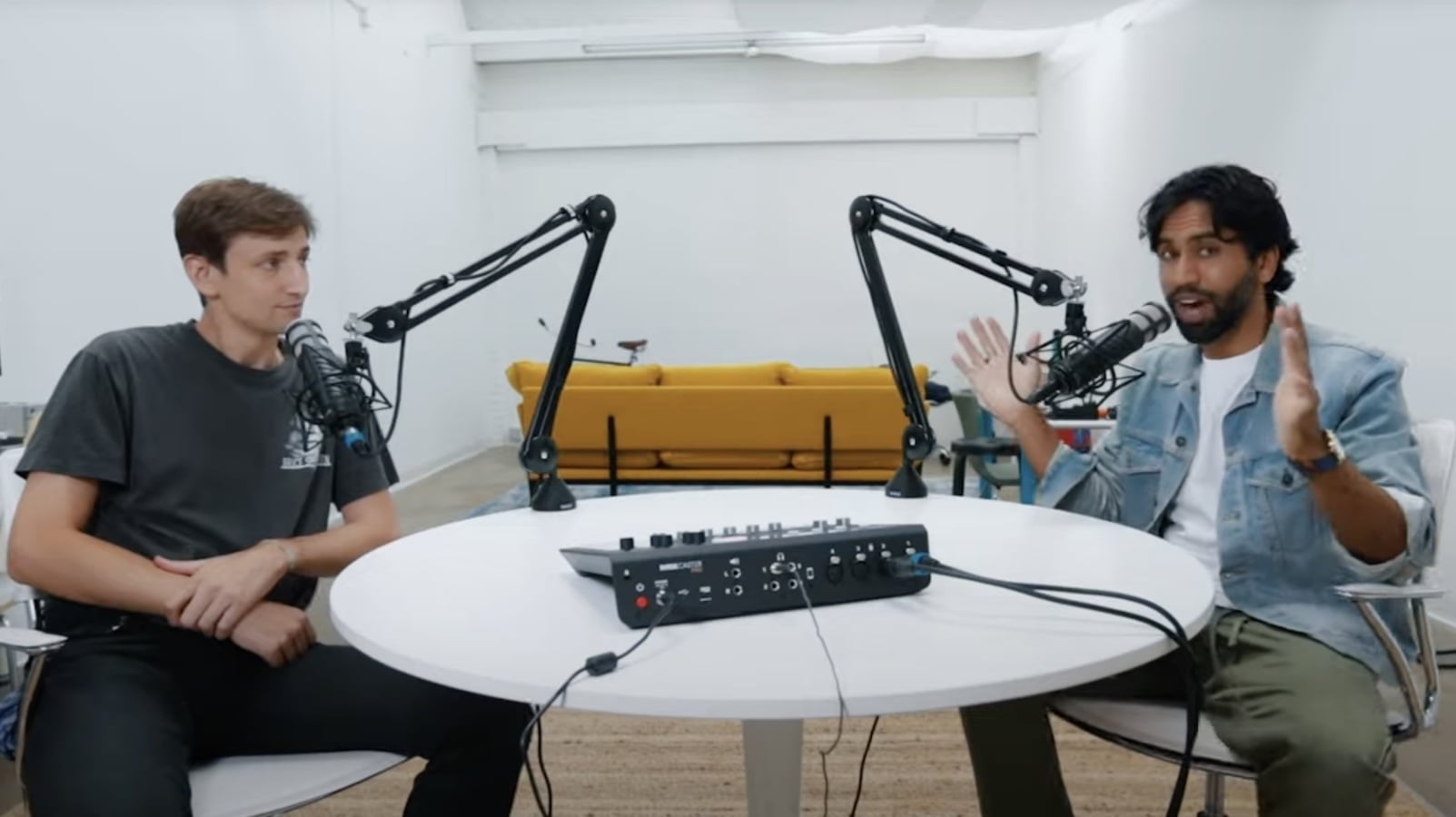 RØDE PSA1+ professional studio boom arm has a unique parallelogram ...