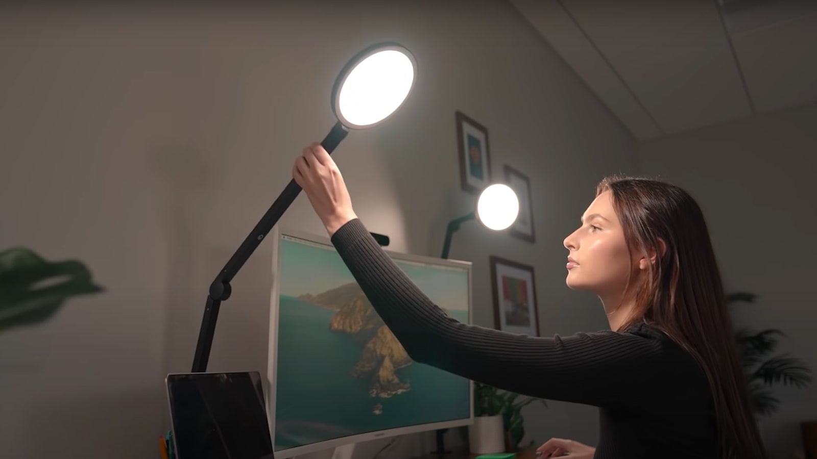 Lume Cube Edge USB Desk Light brightens up your workspace for video ...