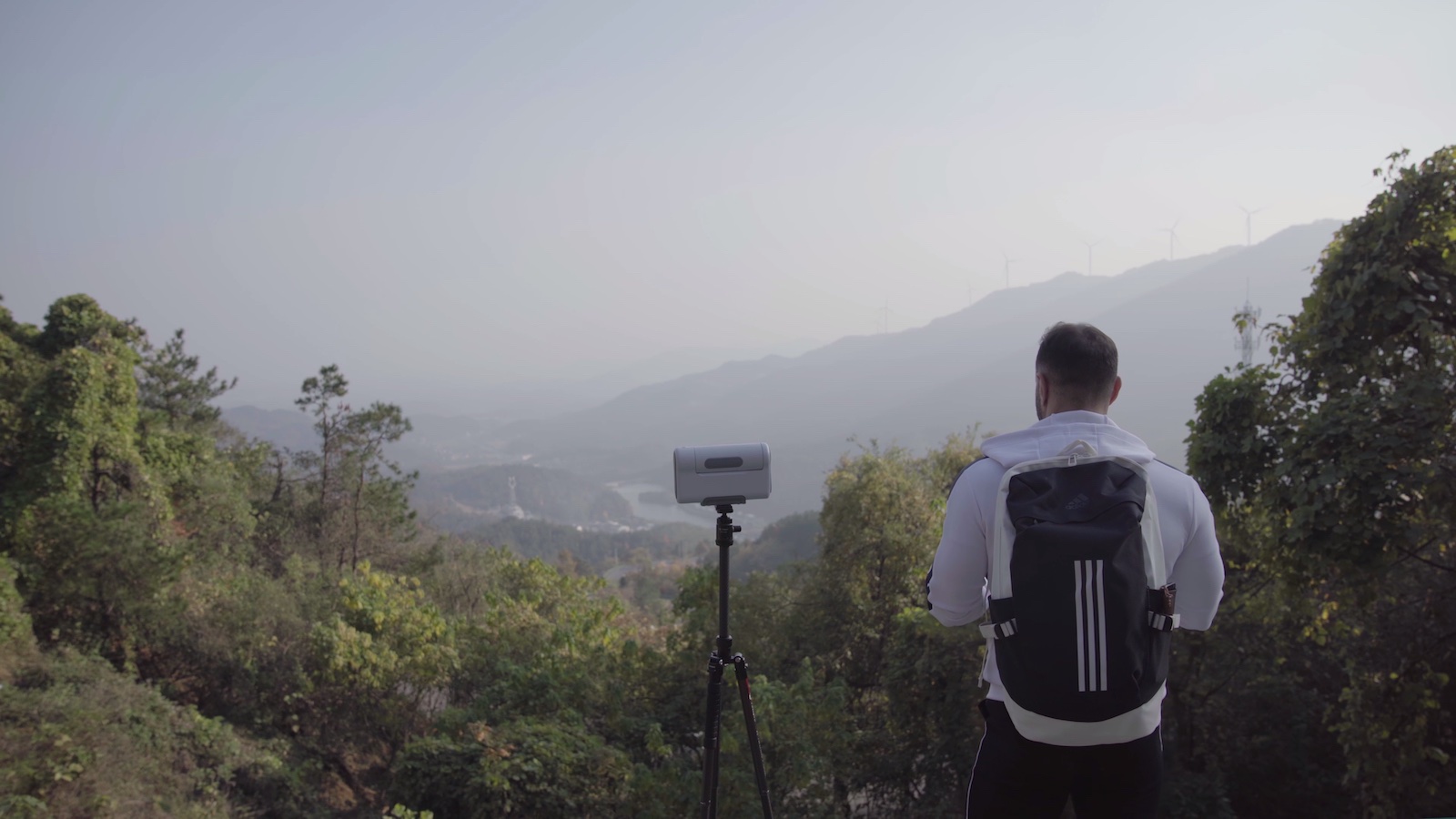 DWARF II smart telescope has a portable and versatile design for ...