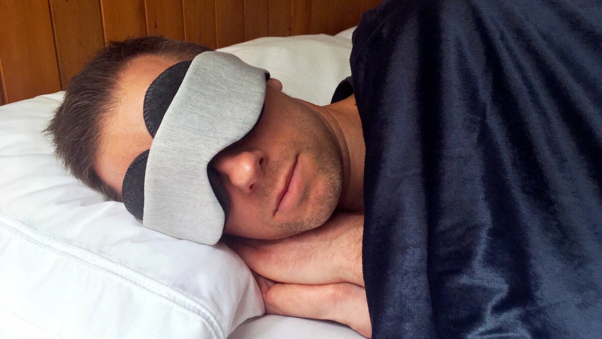 Useful travel gadgets to help you fly through "new normal" vacations ...