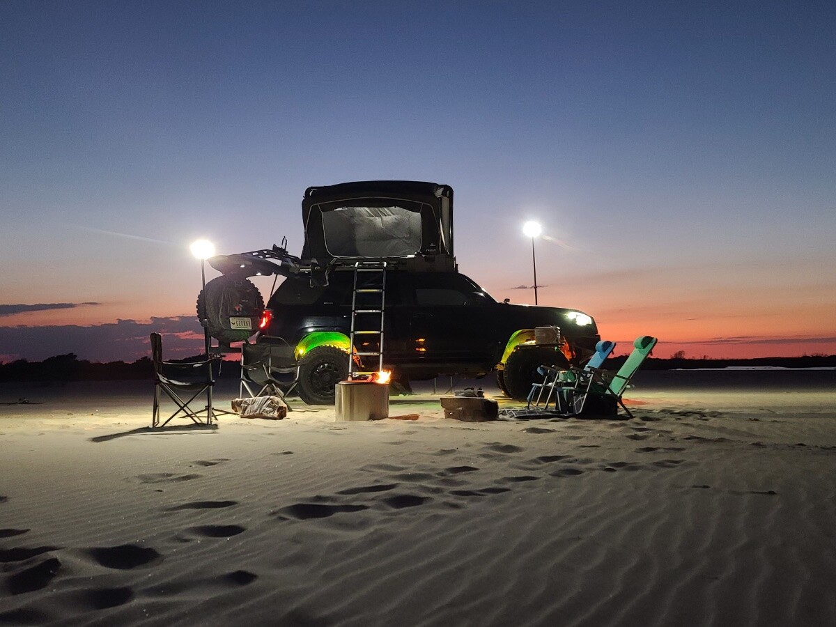 This telescoping LED lantern lights up your outdoor activities