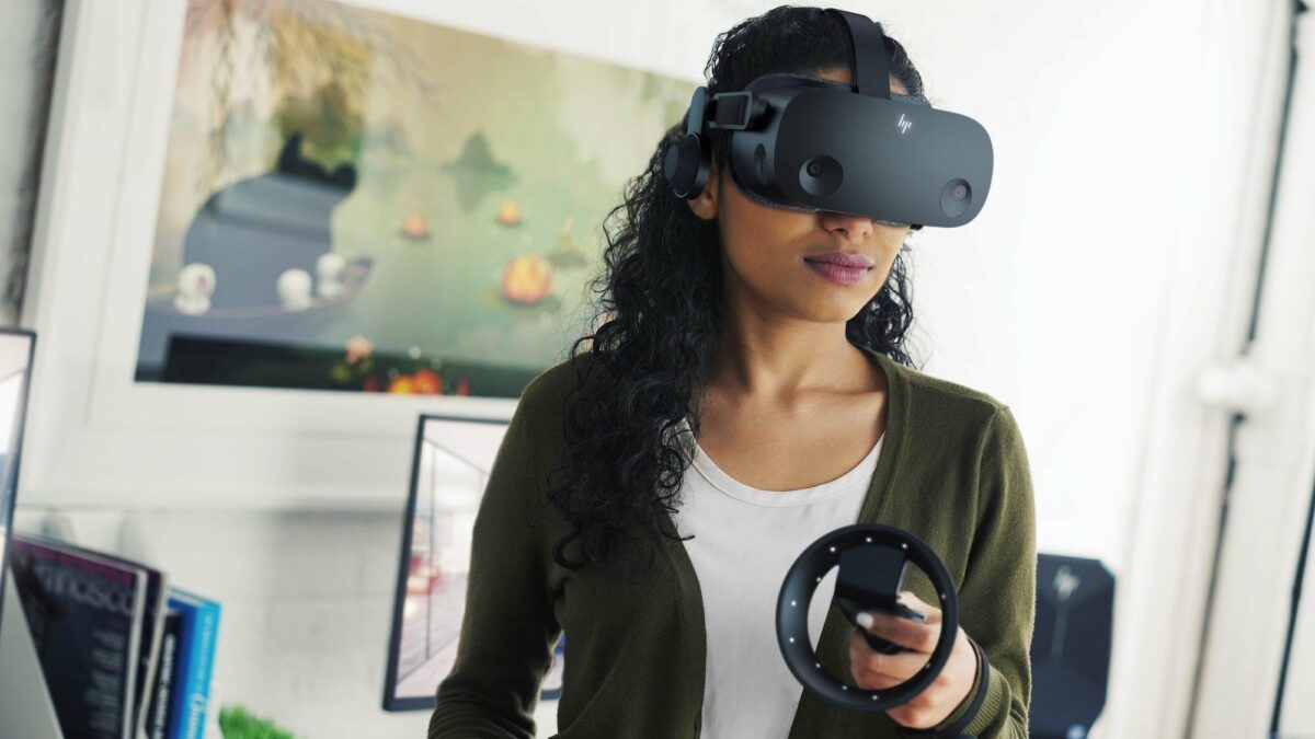 Weekend Digest: Must-have VR gadgets to explore the Metaverse with